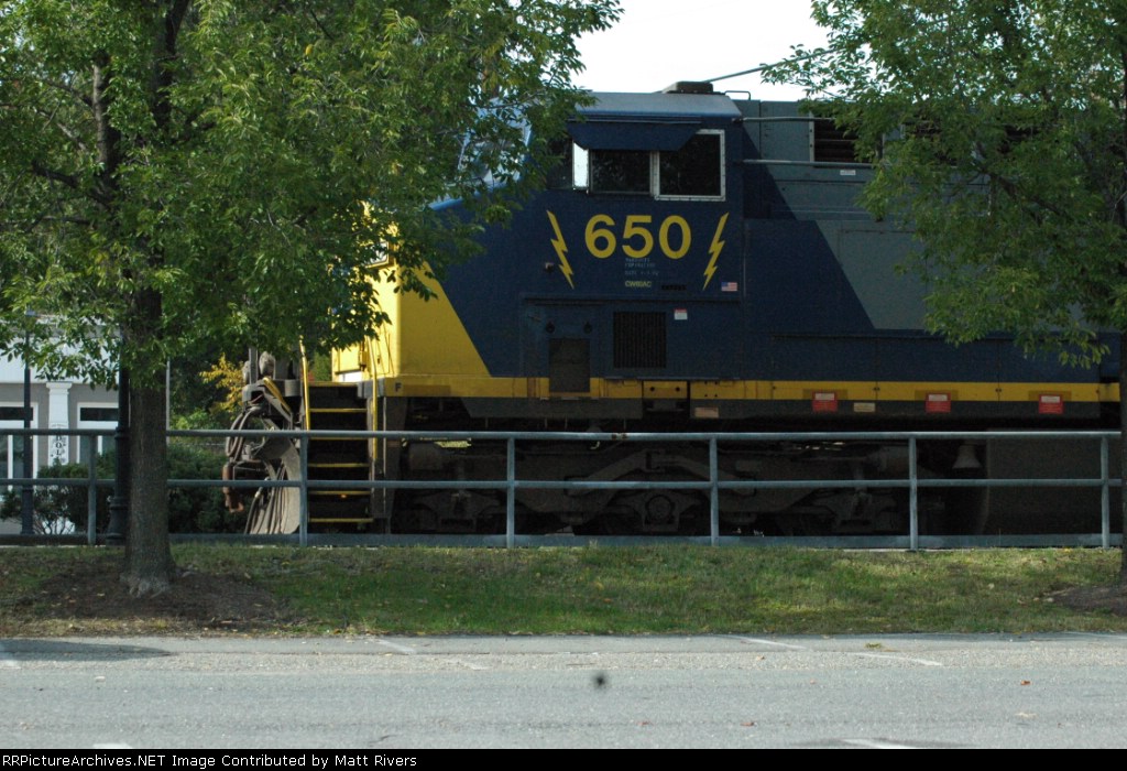 CSX 650